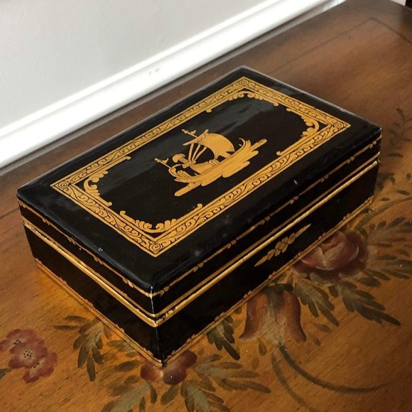 Accents | Vintage Black And Gold Lacquer Box | Poshmark